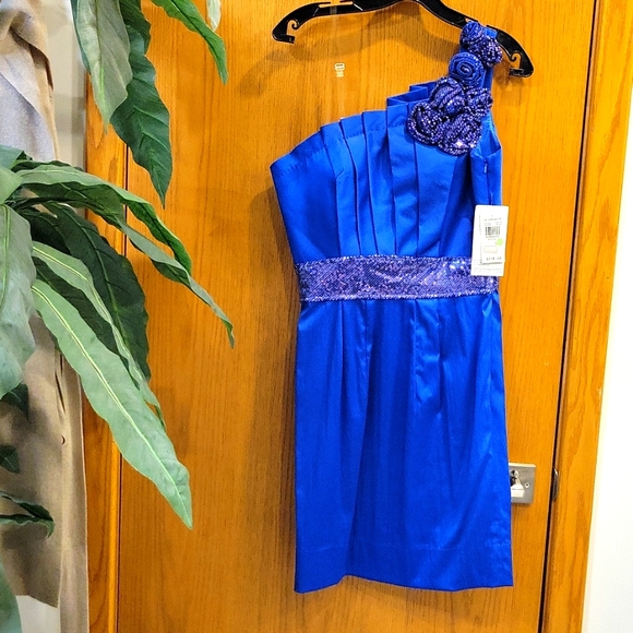 Mandalay | Dresses | Nwt Mandalay By La Coquette One Shoulder Blue ...